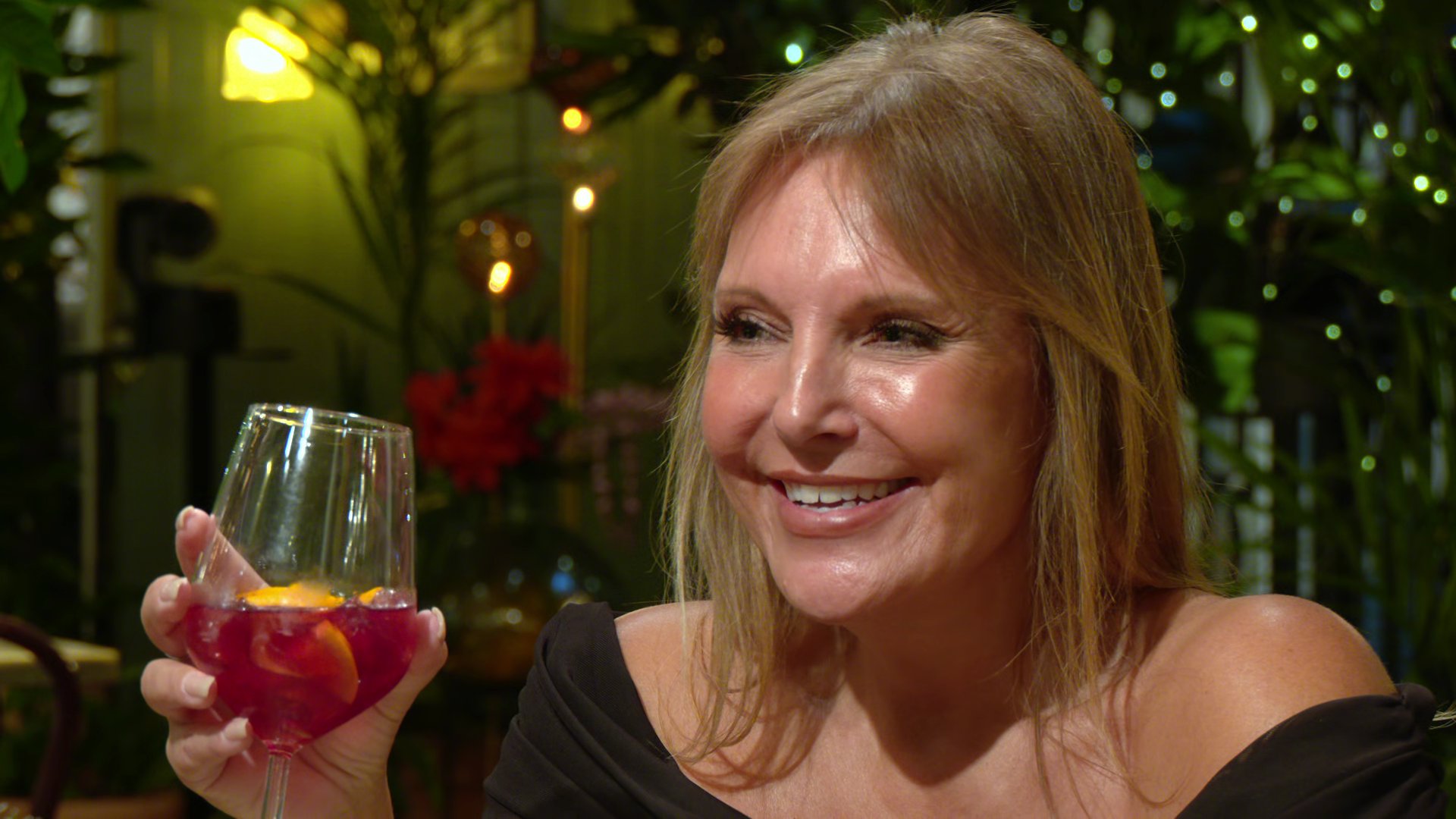 Blind date turns cheeky as woman, 58, plans for snog