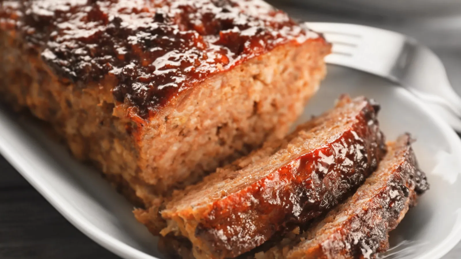 The ultimate guide to meatloaf that never falls apart