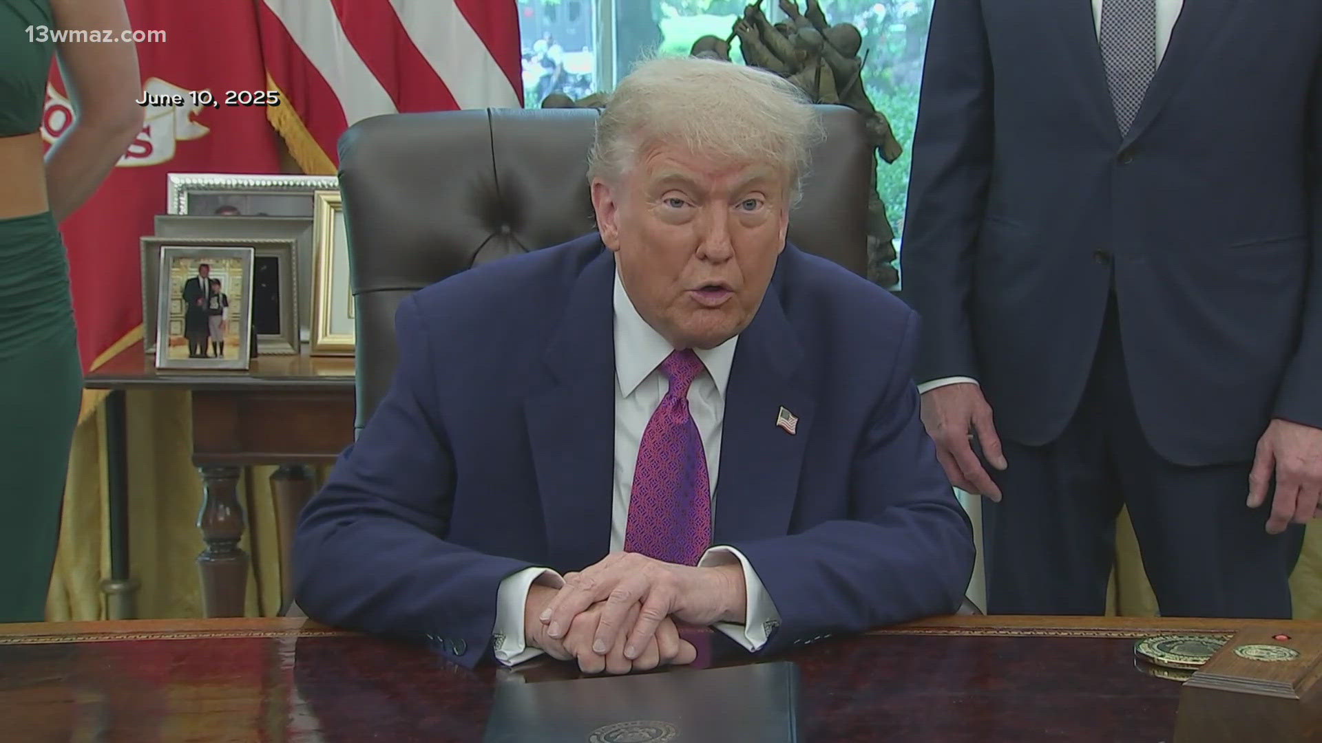 President Trump threatens Canada with a 35% tariff