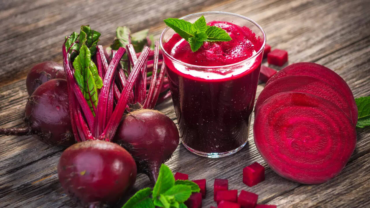 Raw or Cooked: Right way to eat beetroots and 4 easy dishes