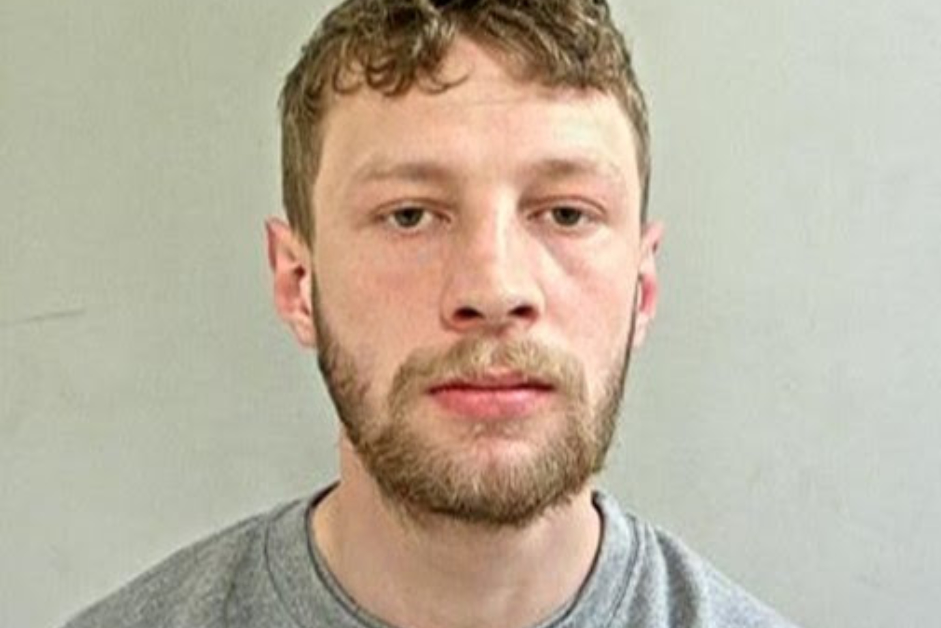 Machete-wielding man terrorised four Preston shopkeepers in 20-minute ...