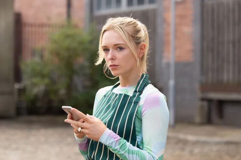 Coronation Street star Cait Fitton slammed over 'cruel' holiday snaps ...