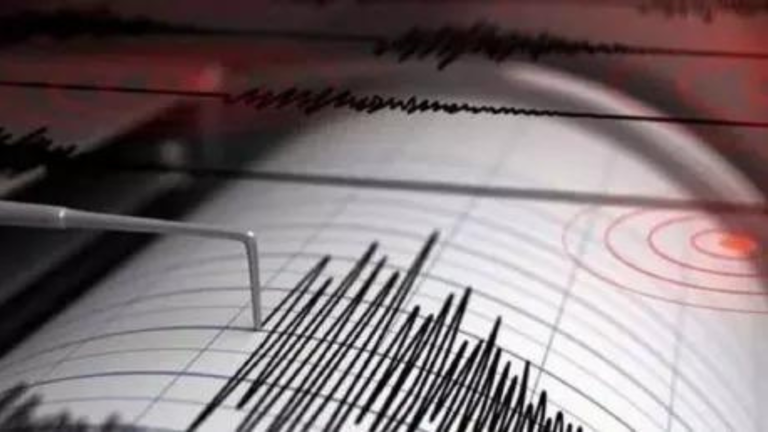 3.7-magnitude earthquake hits Haryana's Jhajjar, tremors felt in Delhi ...