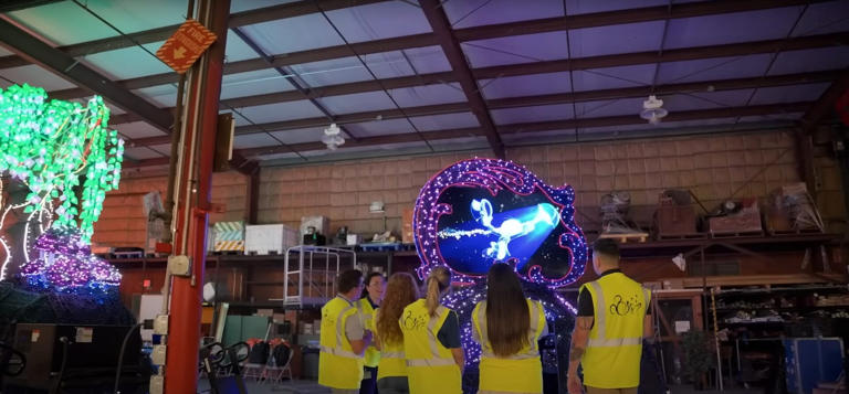 BREAKING: New Disney Starlight Parade Animation Jiminy Cricket as Nod ...