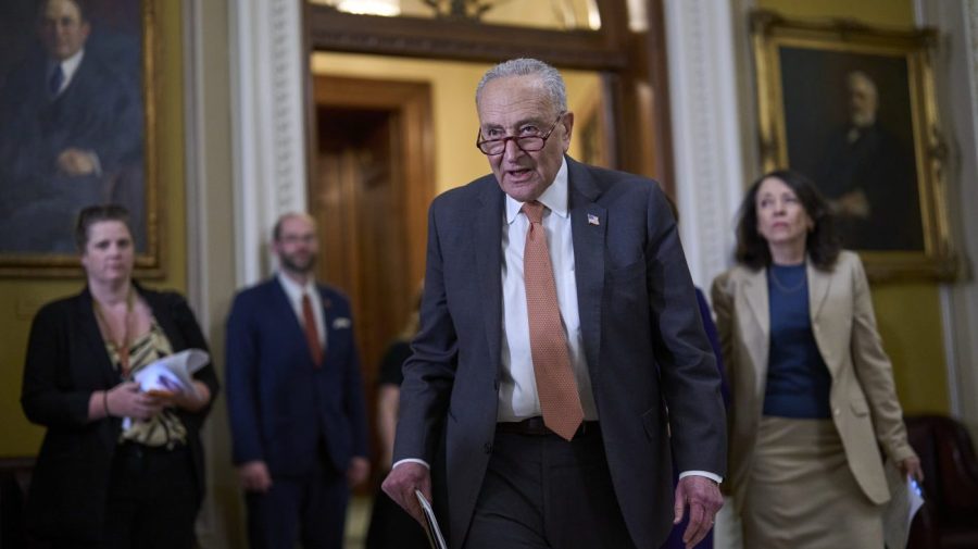 New poll delivers troubling signs for Democrats