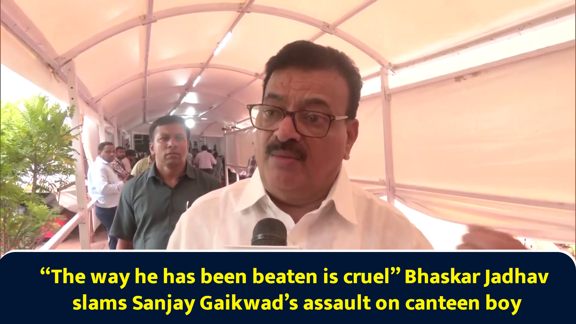 “The way he has been beaten is cruel” Bhaskar Jadhav slams Sanjay ...