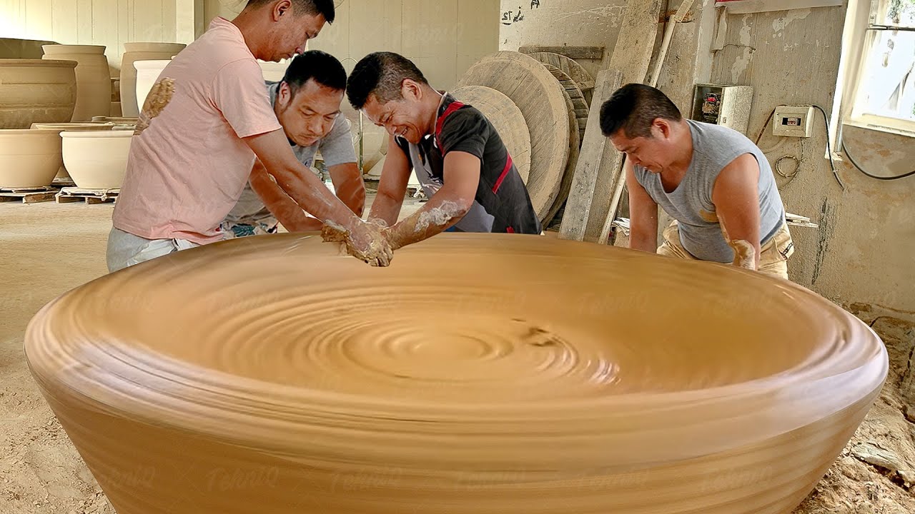 The unique method behind China's largest clay pottery production