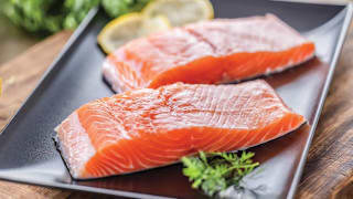 How to Prevent Food Poisoning From Fish and Shellfish—and Other Safe ...