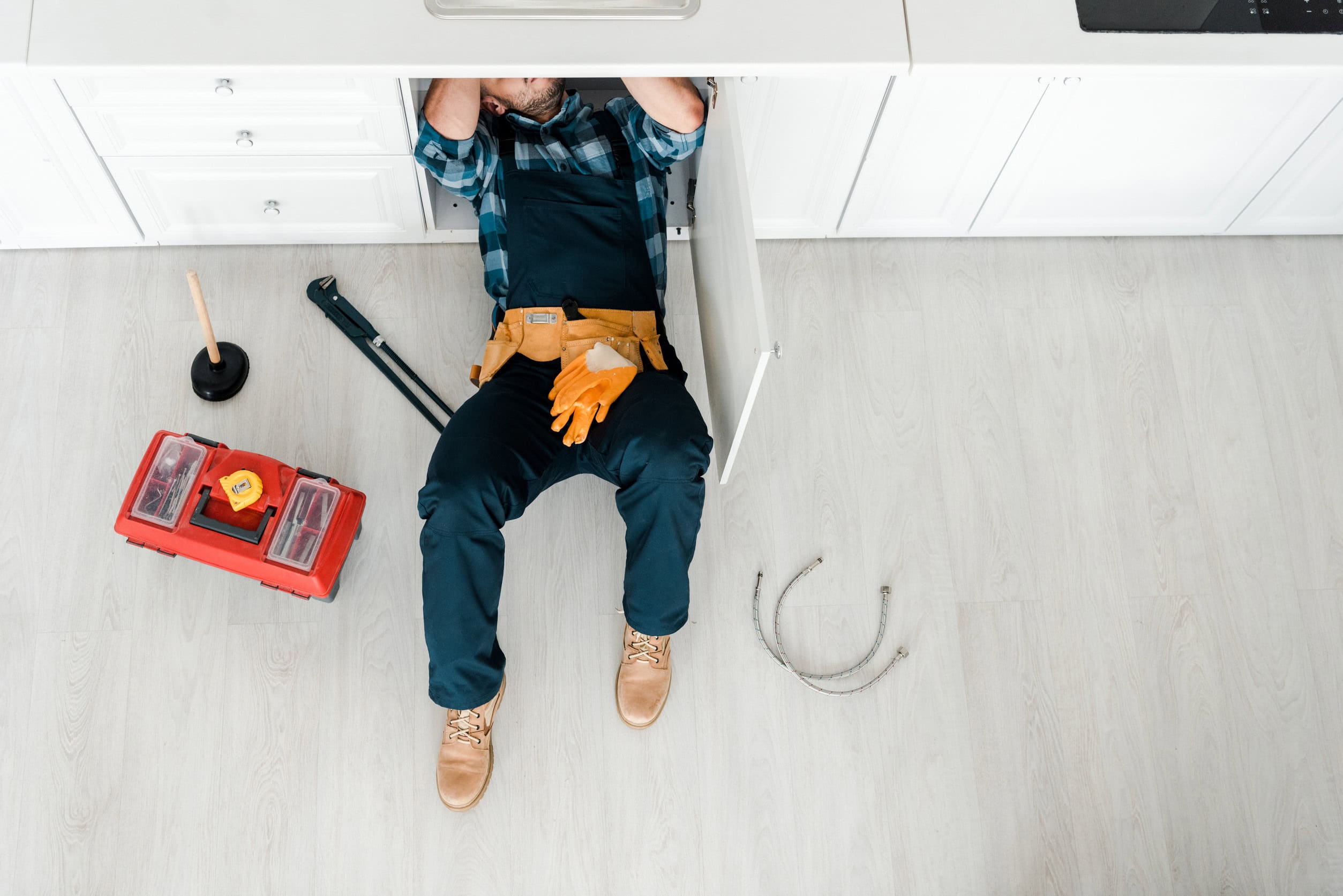 Clearing the clogs: How to clear clogged plumbing