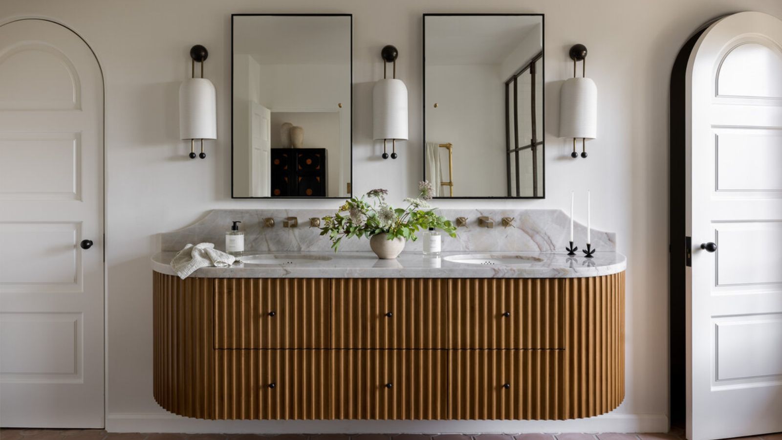 Should you choose your bathroom vanity mirror or lighting first ...