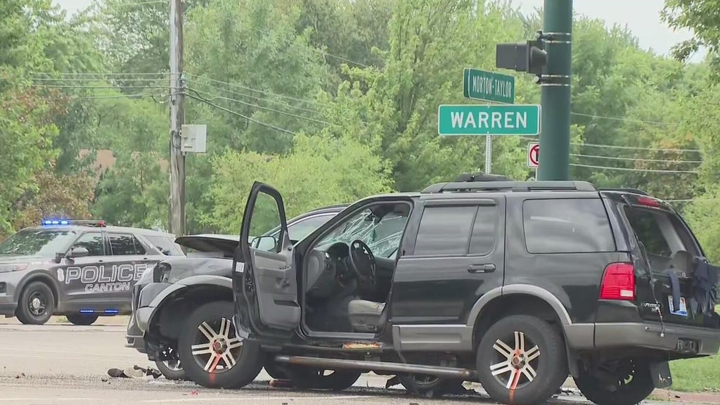 Two people injured in multi-vehicle crash in Canton, Michigan