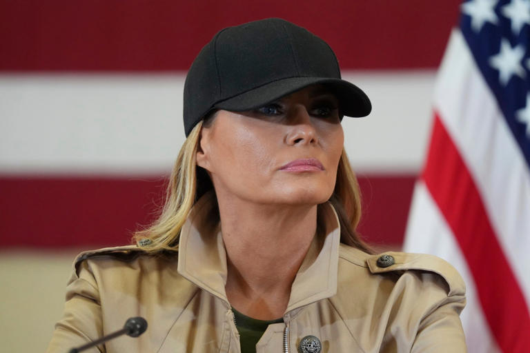 Trump calls reporter 'evil' over Texas flood question