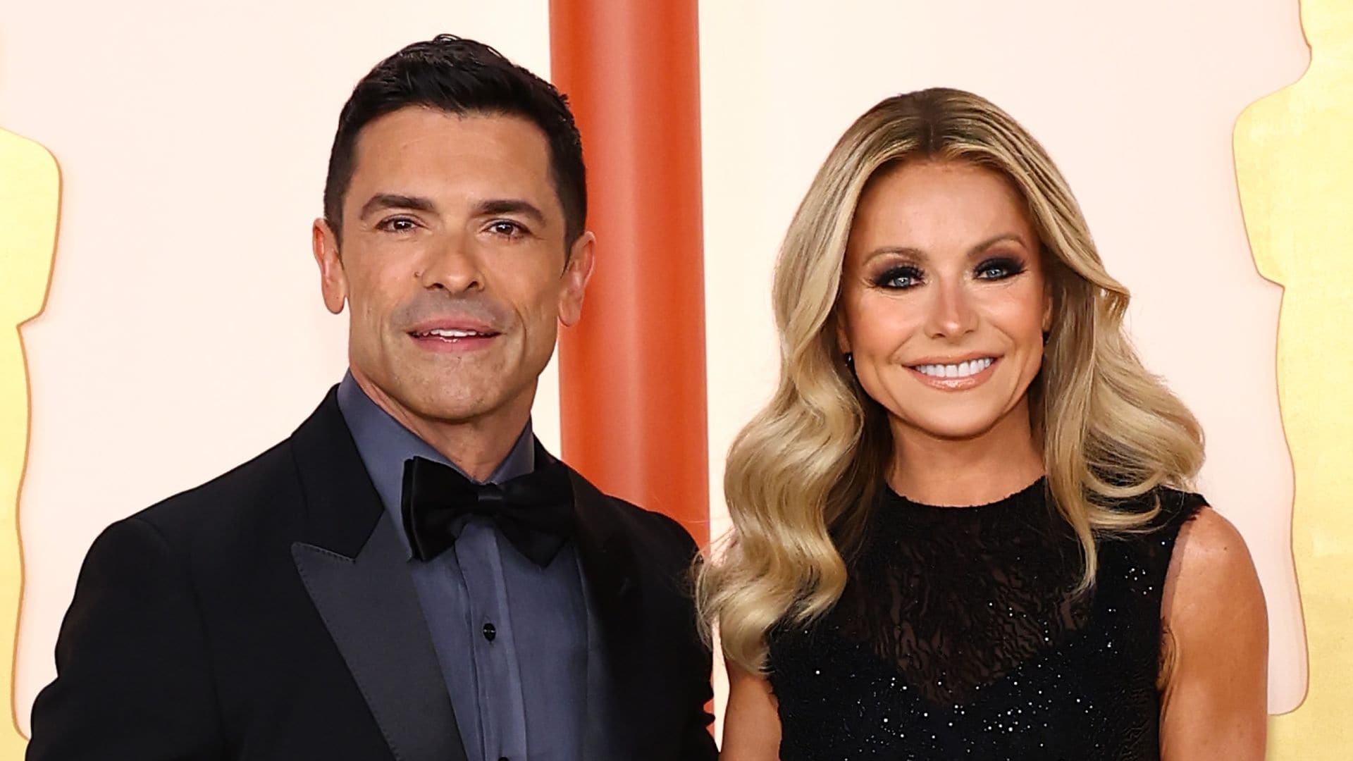 Kelly Ripa admits she has 'hours' of turtles mating on her phone