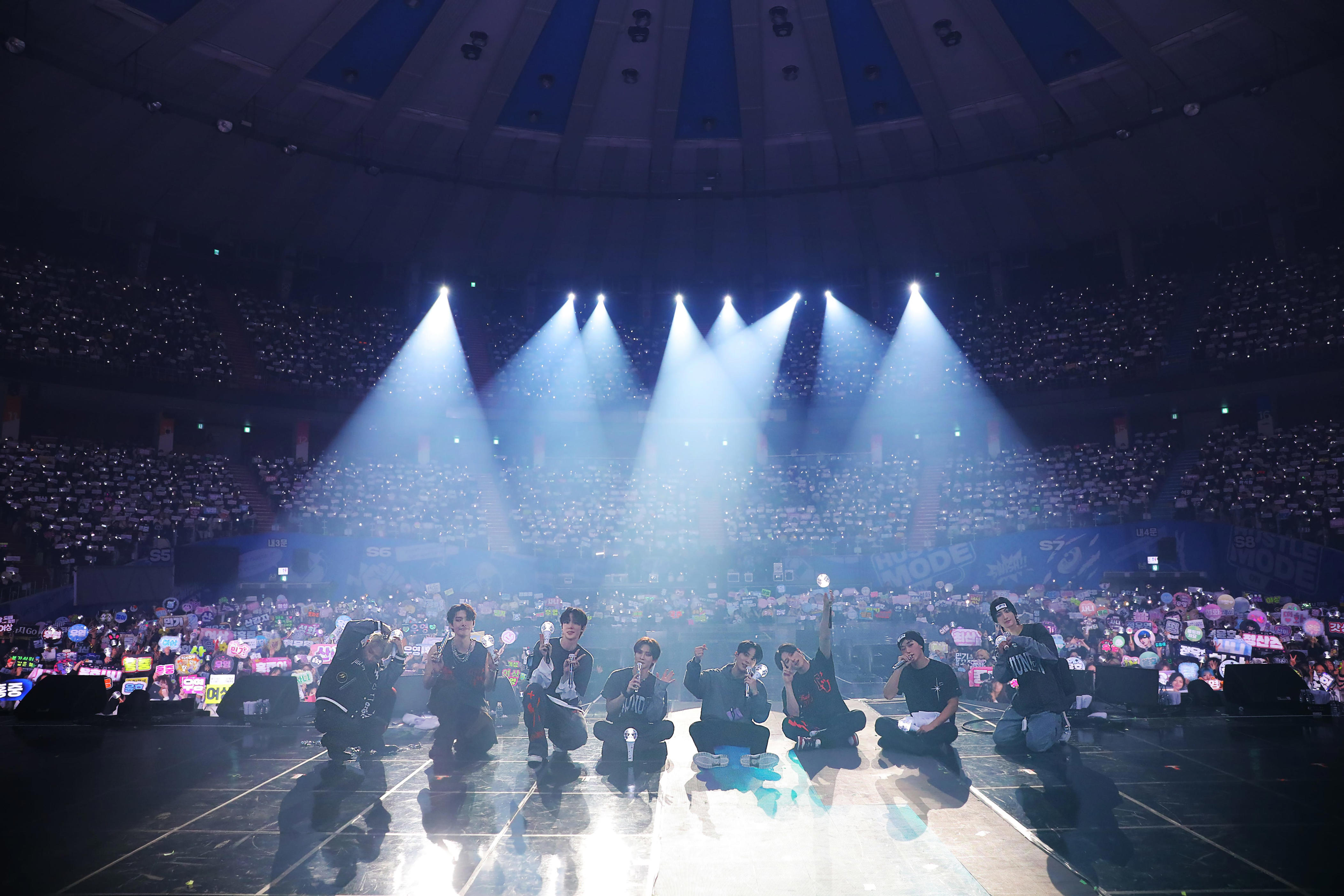 Ultimate guide to the 2025 ATEEZ tour at Desert Diamond Arena in Glendale