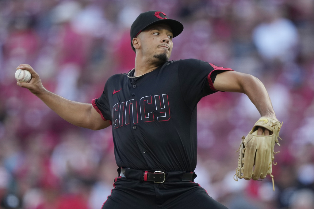 Rockies score winning run on wild pitch, snap a 3-game skid with a 3-2 ...