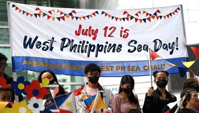 73% of Pinoys support gov’t assertion of West Philippine Sea ruling ...