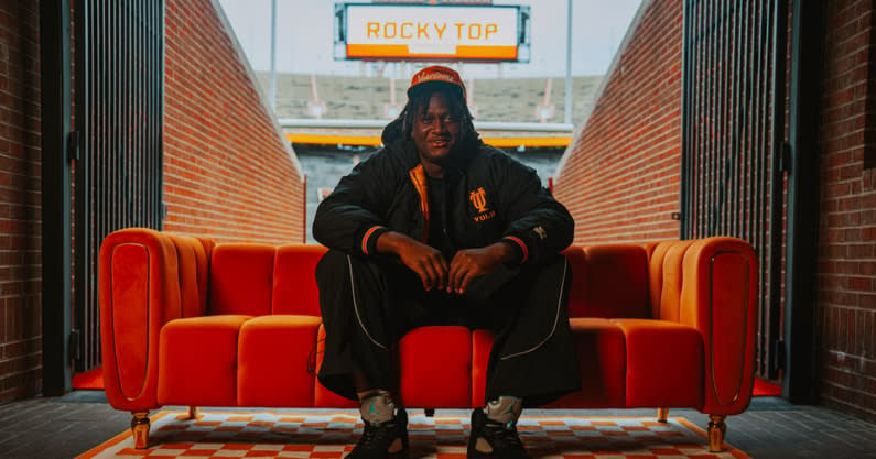 Where Tennessee Football’s 2026 class is ranked after adding offensive ...