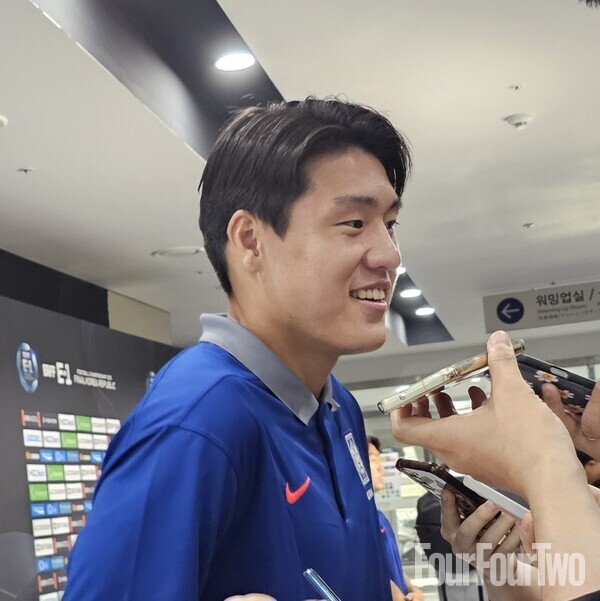 [442.live] '아버지 이어 22년 만에 득점' 父子 국가대표 4호 이호재, "뜻깊고 영광스러웠다"