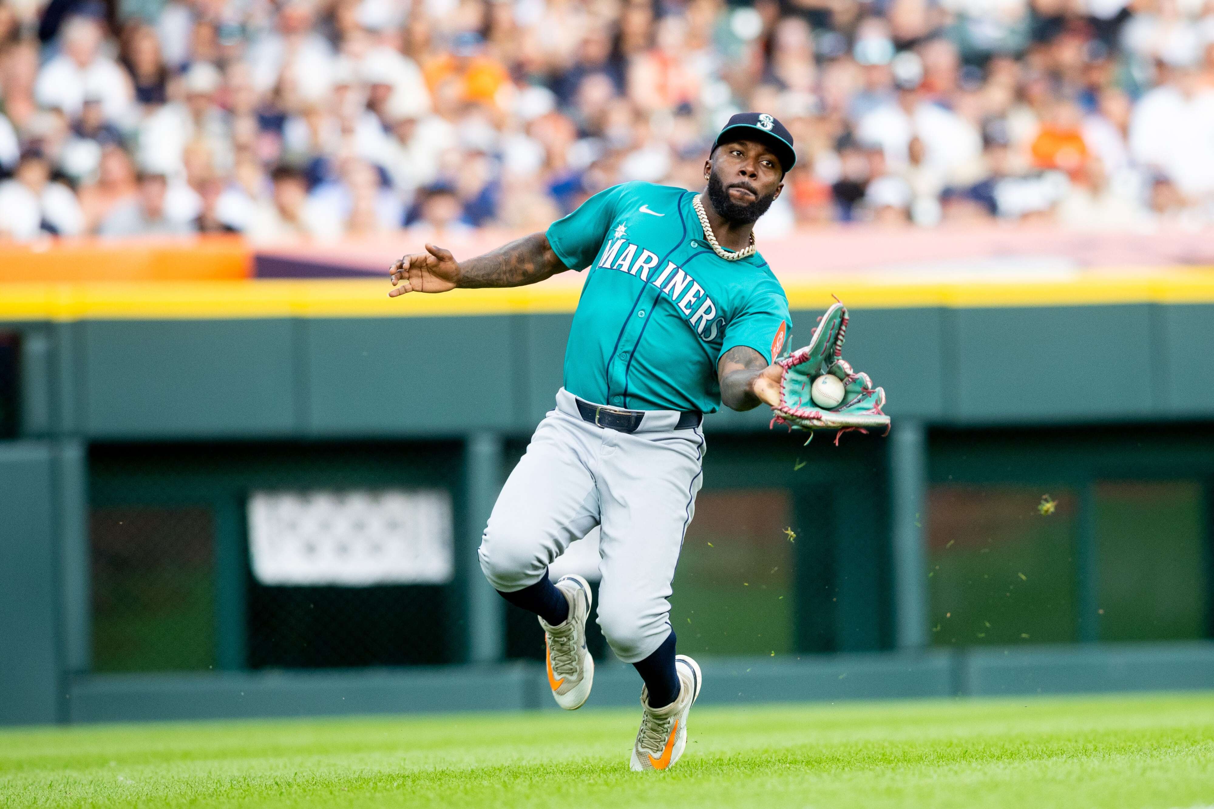 See photos as Seattle Mariners hand Detroit Tigers rare loss on Skubal ...