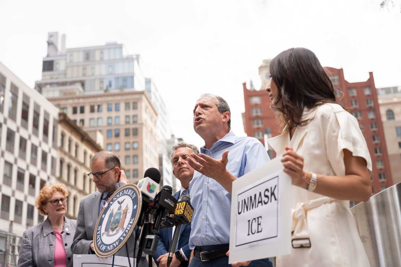 Ban On ICE Agent Masks Proposed By NY Lawmaker