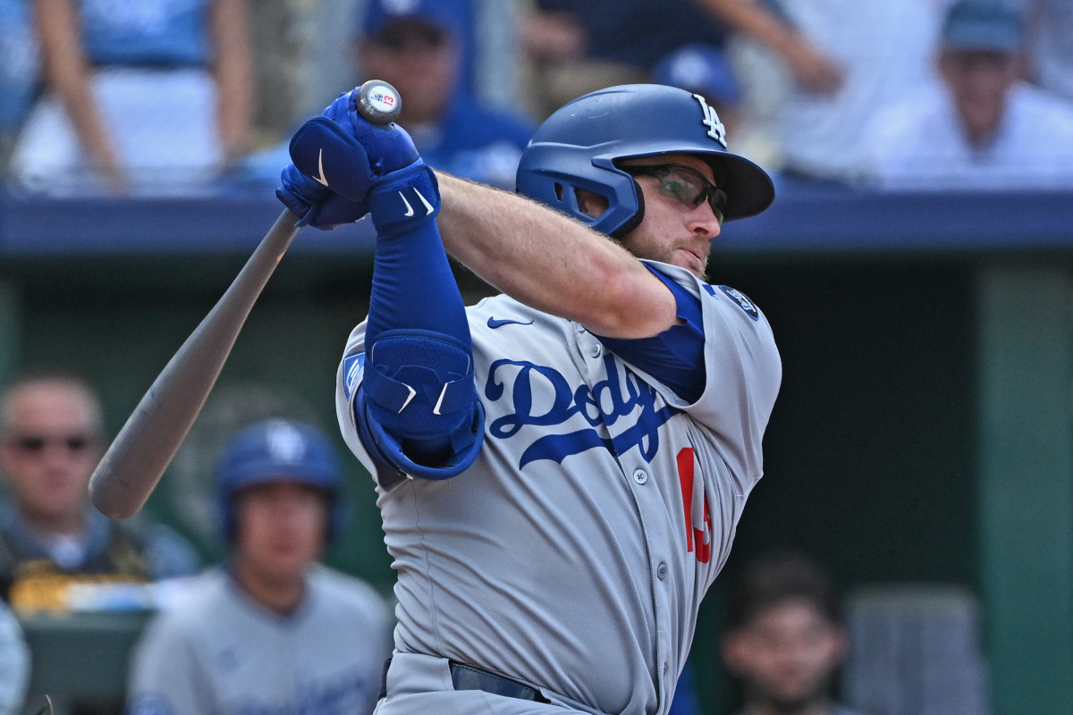 Dodgers Announce Max Muncy Update After 16 Straight Missed Games
