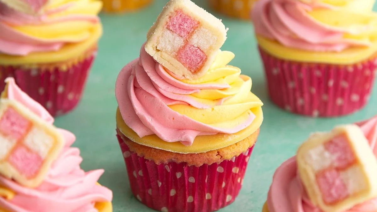 20 Cupcake Recipes That Go Way Beyond Vanilla