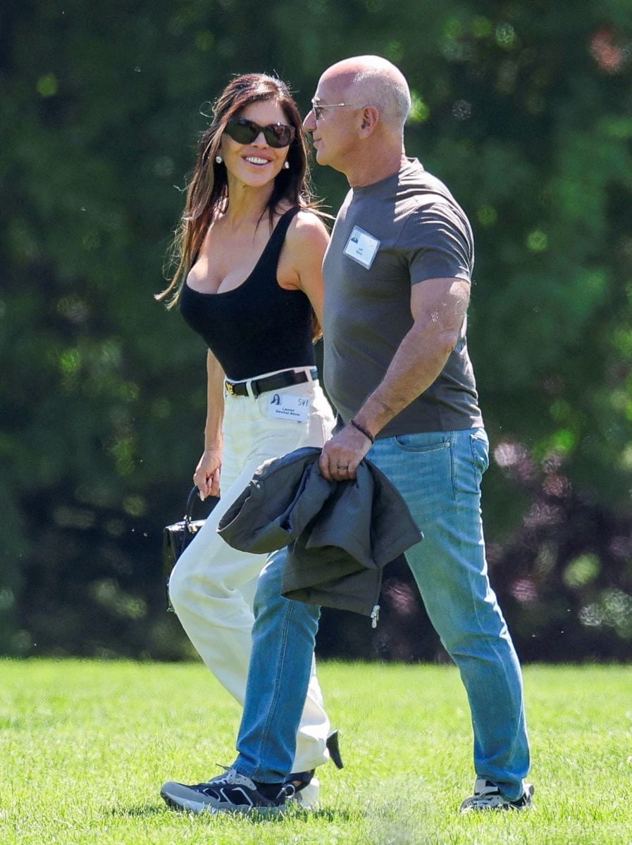 Lauren Sánchez Bezos is 'heartbroken,' and one of her sons is the reason