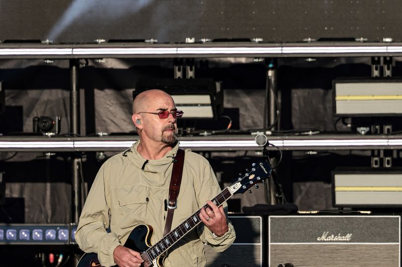 'Mad fer it': Bonehead reunites with Manc music legends ahead of fourth ...