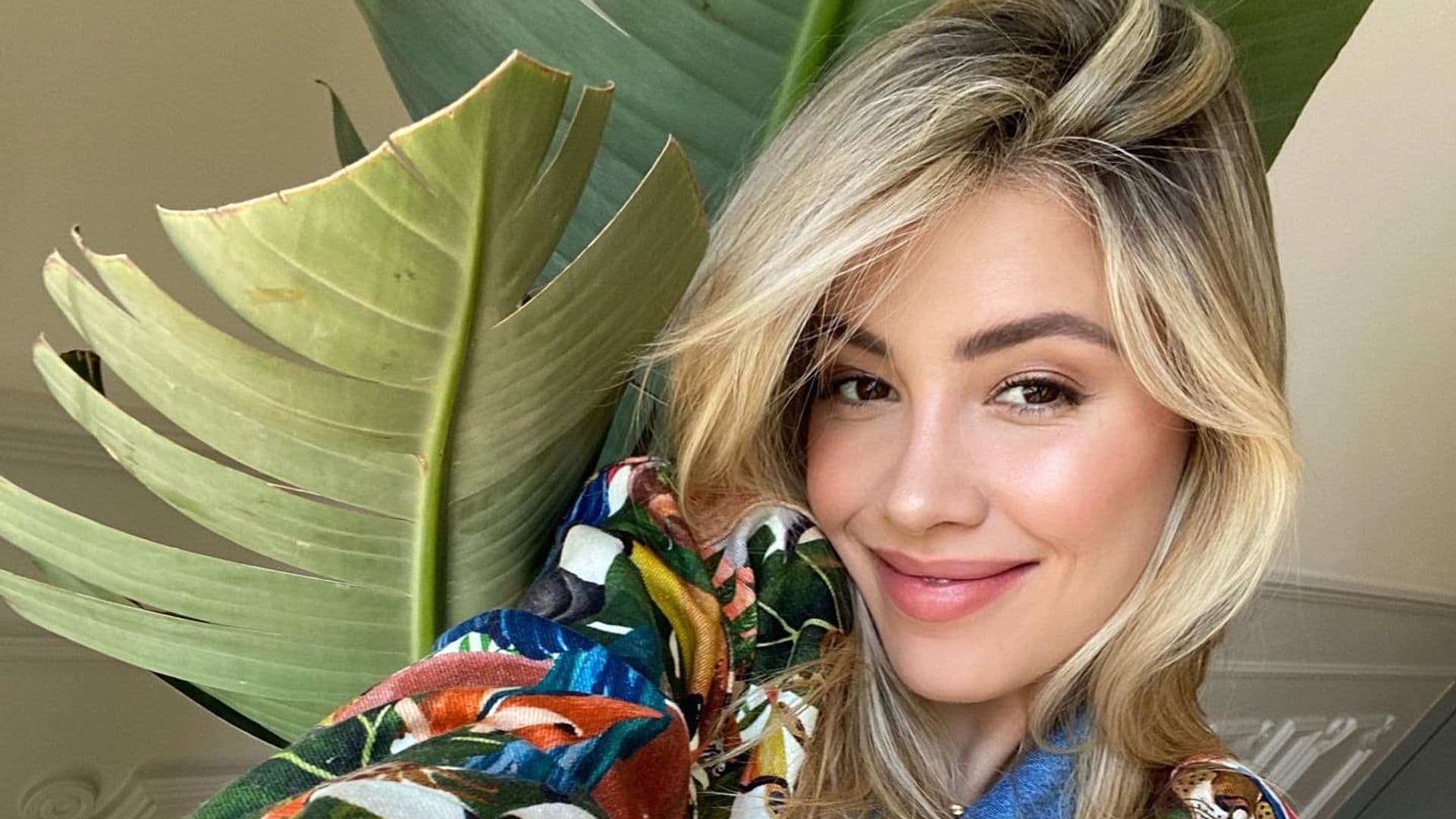 Michelle Salas celebra su regreso a México y presume lo feliz que está ...