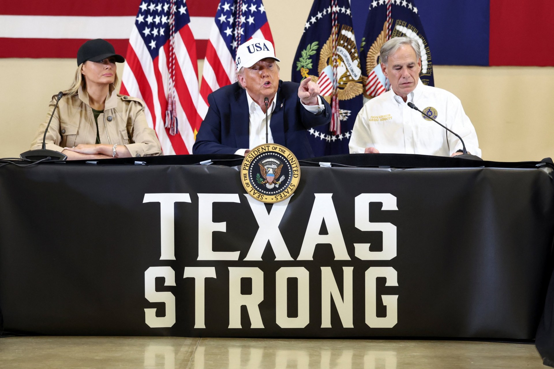 Trump calls reporter 'evil' over Texas flood question