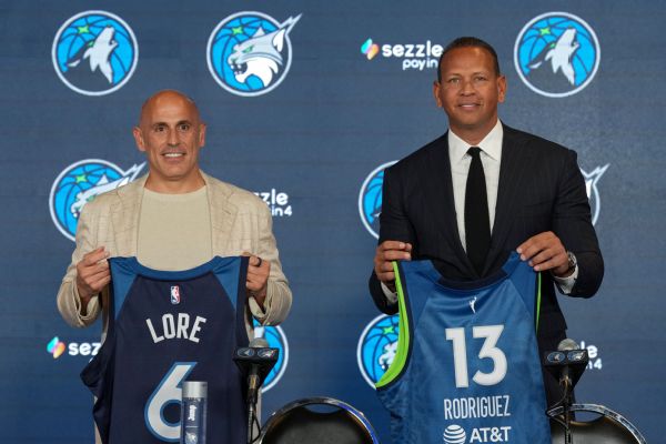 Marc Lore, Alex Rodriguez eager to make Wolves fans 'proud'