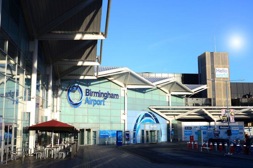 Birmingham Airport introduces major two-litre liquids rule change for ...