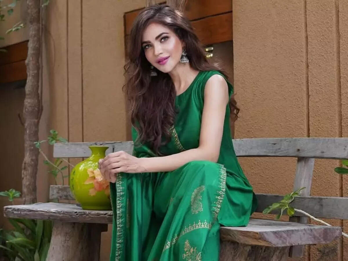 9 months after death, how did police find the body of Pakistani actress ...