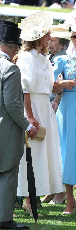 Kate ha una rivale? Chi è Harriet Sperling, la fidanzata del nipote di ...