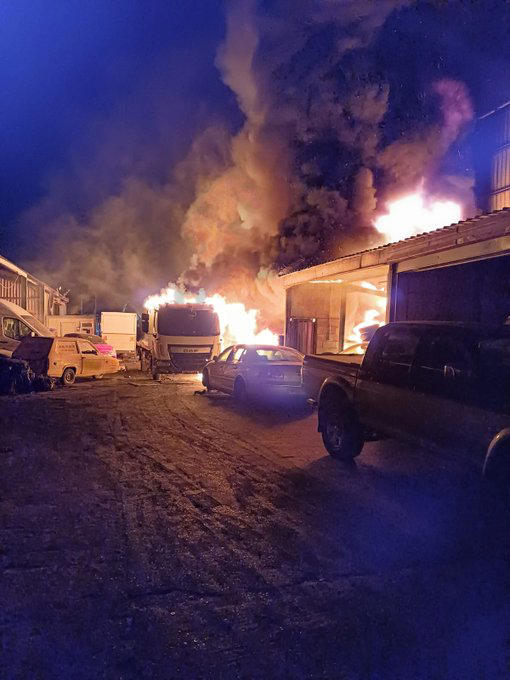 Erith fire: 150 firefighters battle huge blaze at warehouse in ...