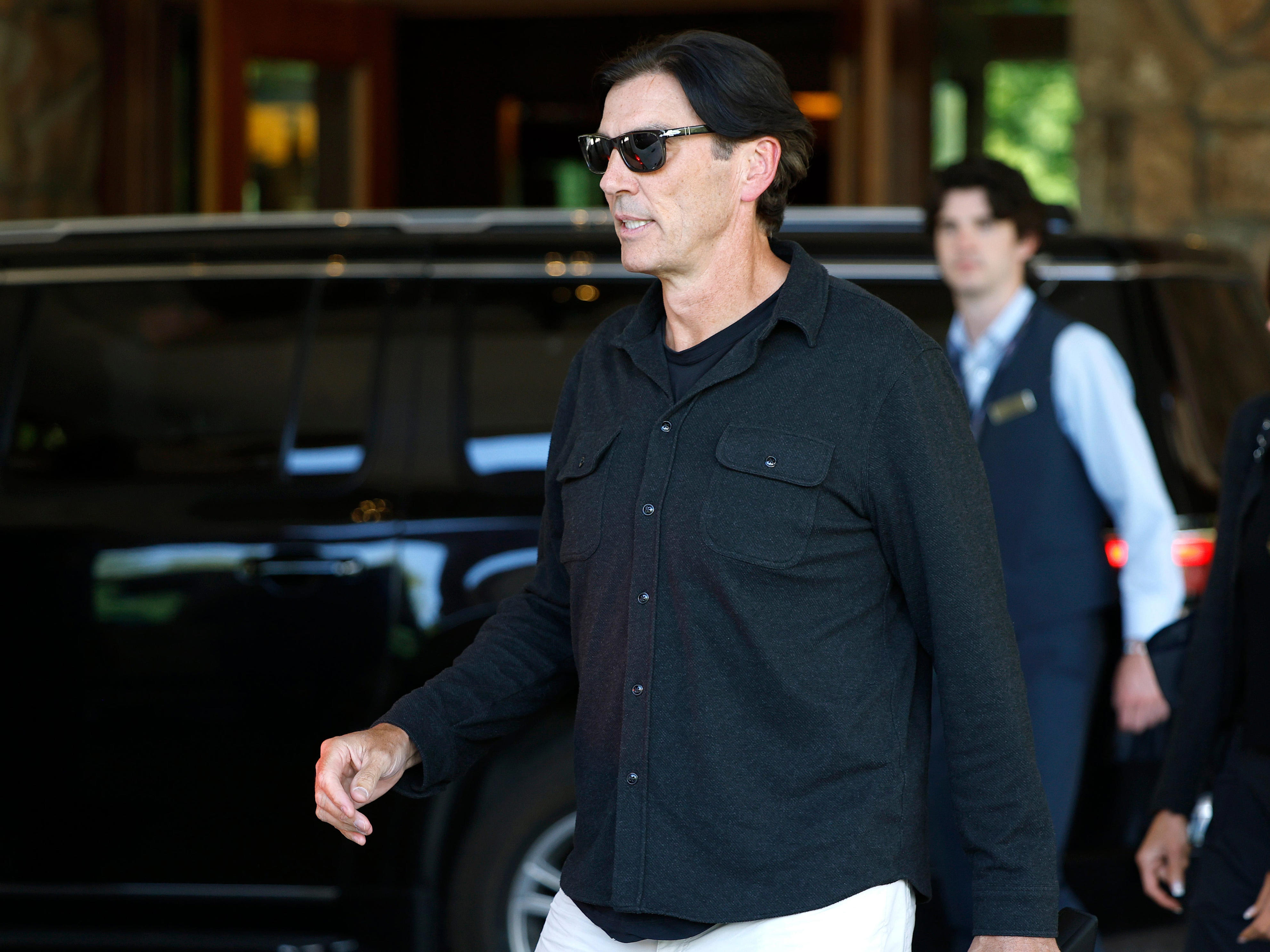 A Sun Valley veteran gives a glimpse into the business world's most ...