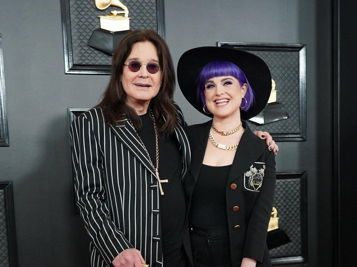 Kelly Osbourne on father Ozzy's health: "He's not dying!"