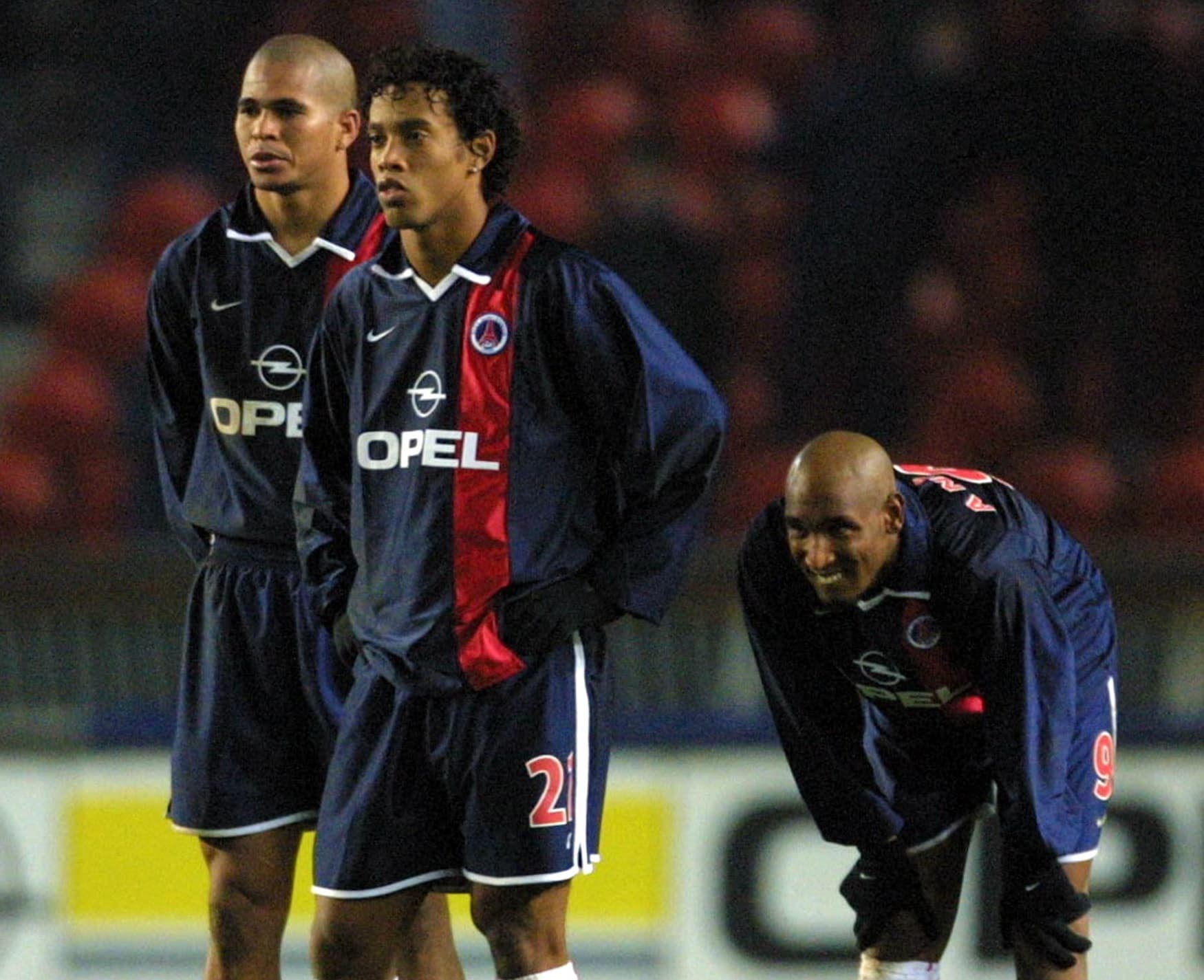 "Moi, Anelka, Ronaldinho…", un ex-Parisien estime que le PSG 2002 ...