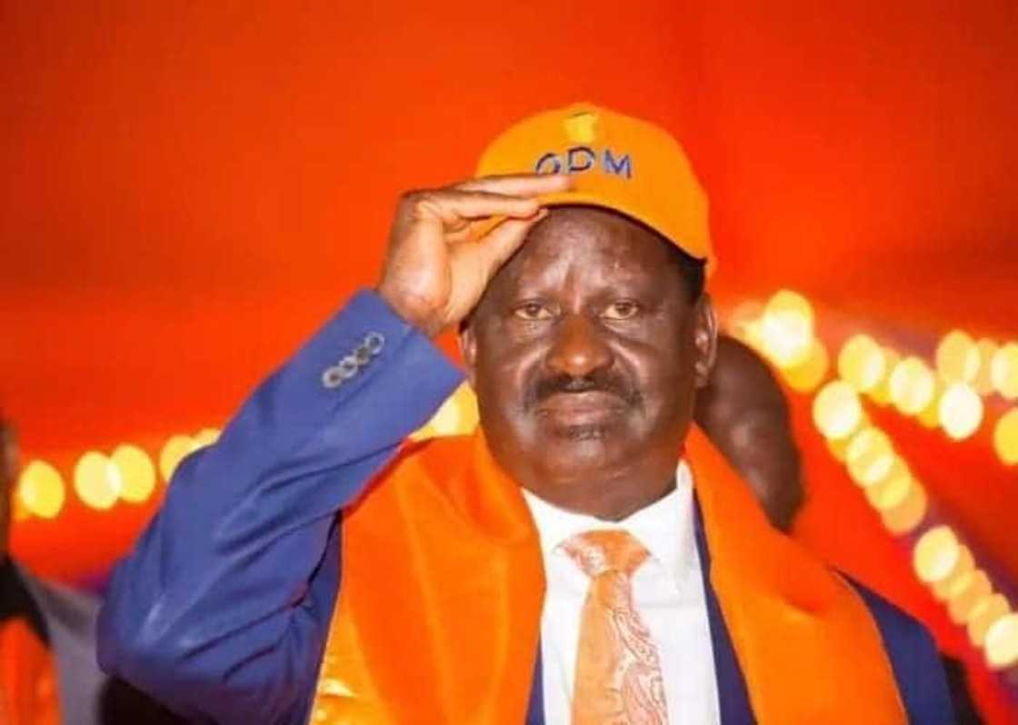 Arsenal fans visit Kang’o Ka Jaramogi to honour Raila Odinga’s legacy ...