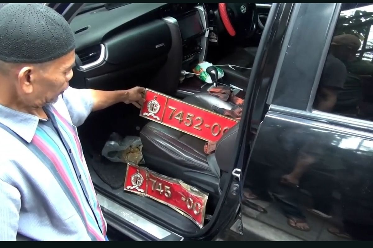 Identitas Toyota Fortuner Biang Laka Beruntun di Utan Kayu Terendus ...