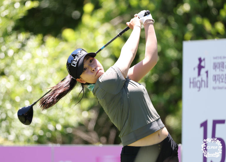 [KLPGA] 황민정, '66타' 루키 시즌 베스트 라운드…데뷔 첫 우승 경쟁