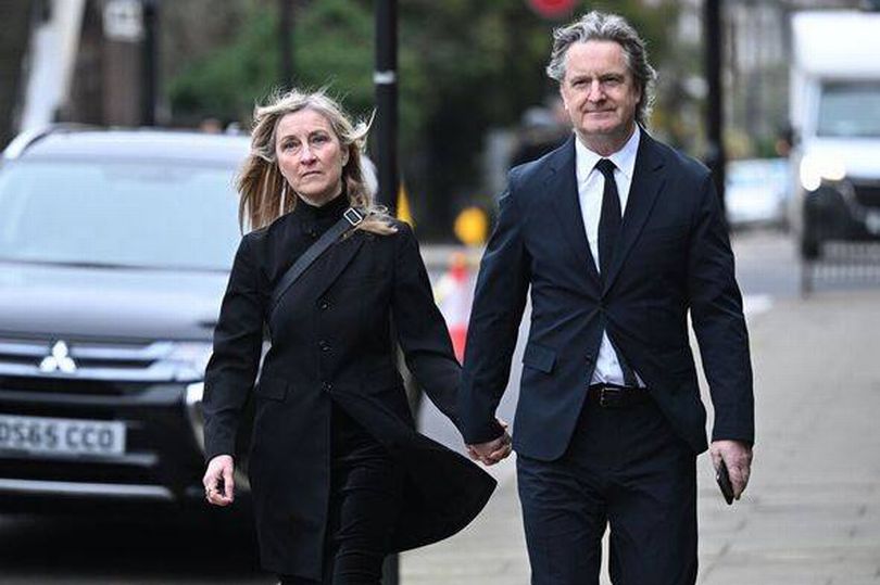 Sad Fiona Phillips update as husband says ITV star is 'not there' in ...