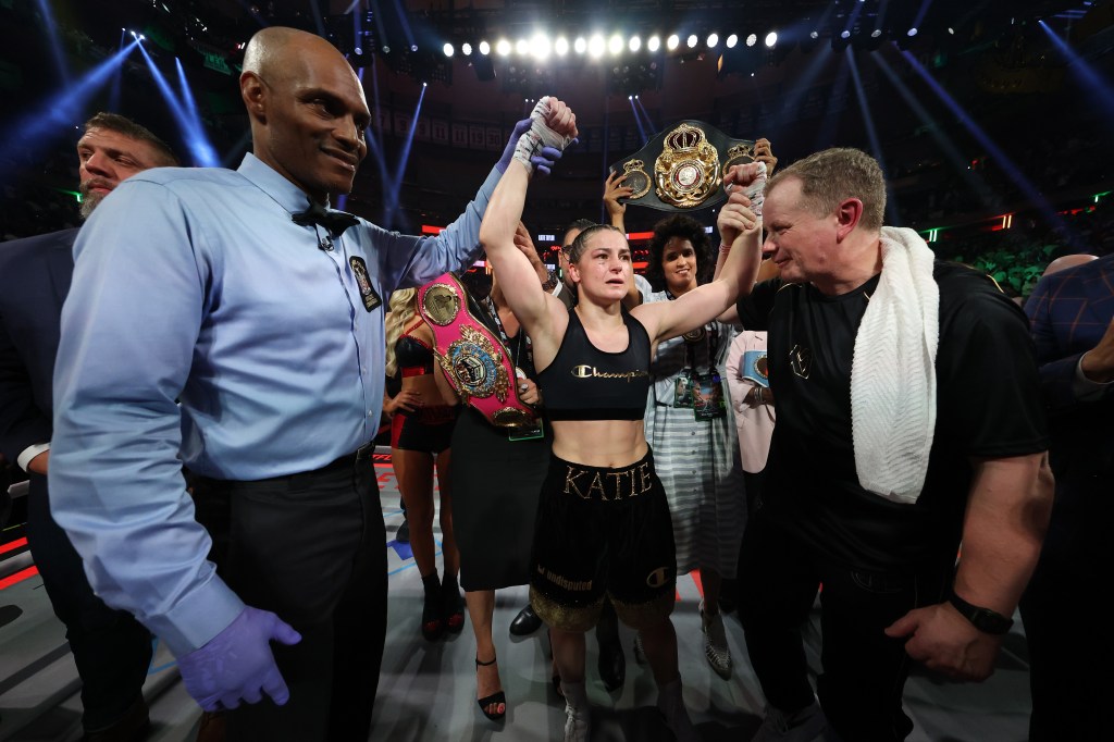 Katie Taylor quashes any doubts about rivalry with latest win over ...