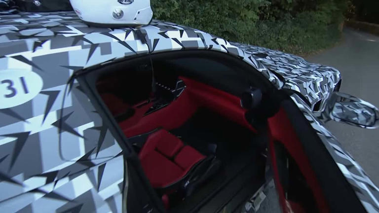 Lexus LFR Supercar Shows Its Interior for the First Time. It Looks Gorgeous