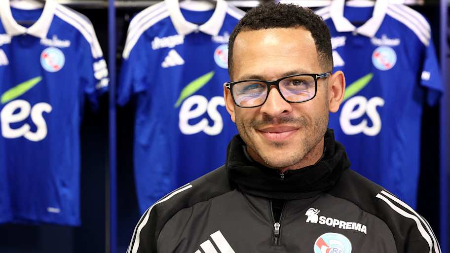 OFFICIEL : Un milieu tricolore de Chelsea vient de s'engager avec le RC ...