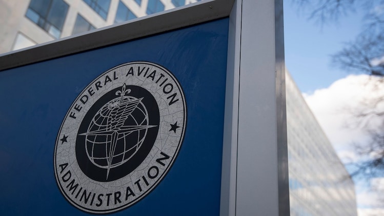FAA issued advisory over fuel control switch fault for several Boeing ...