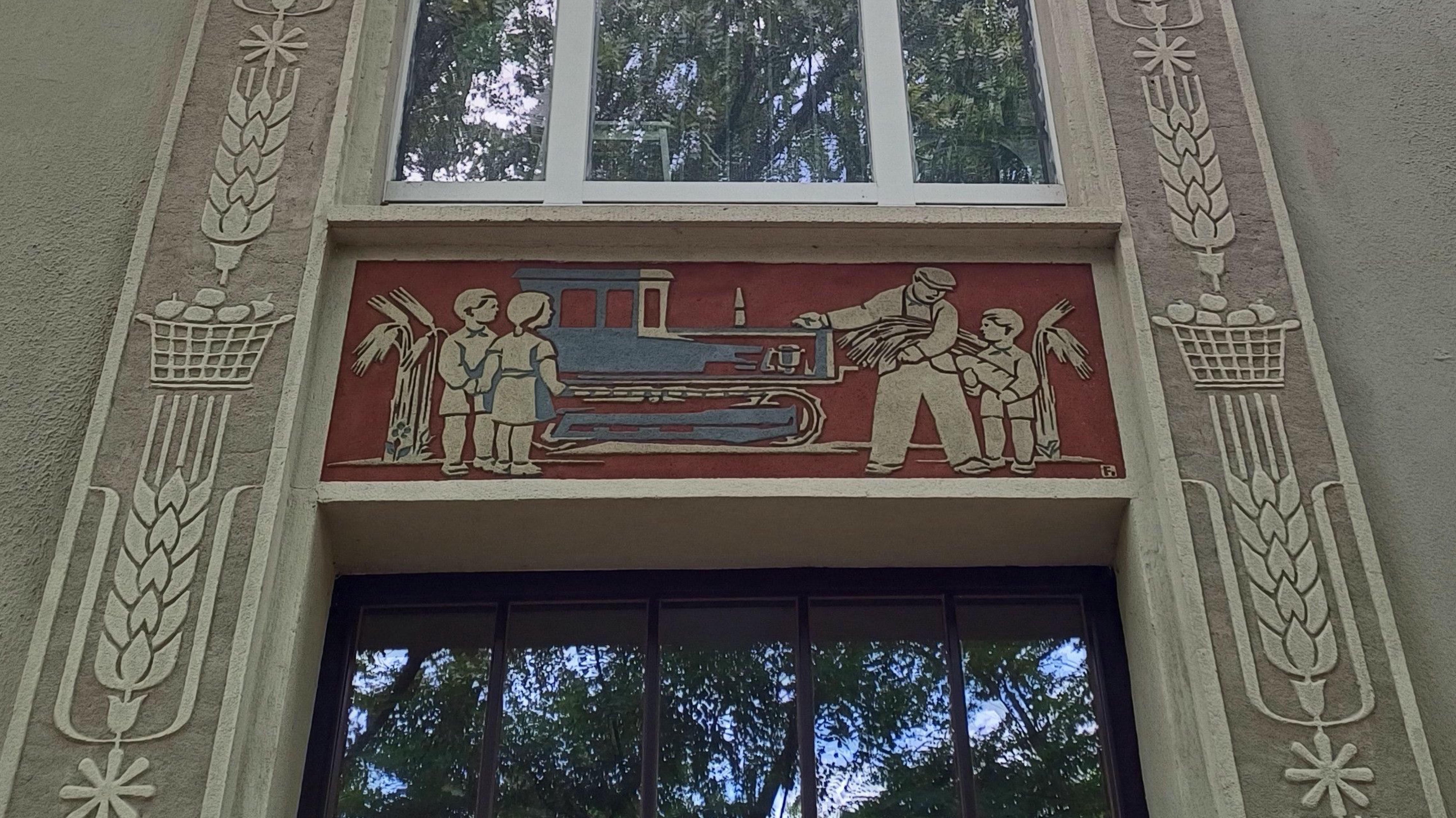 DDR-Kinderheim in Berlin: Das Marenko in Treptow – Haus mit vielen ...