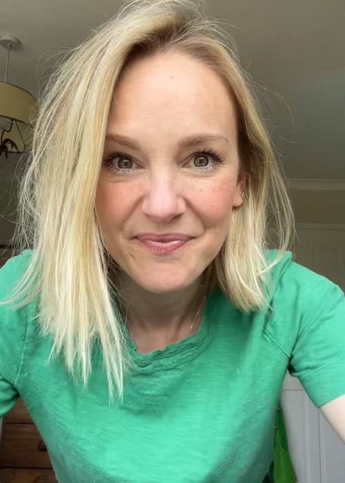 WATCH: Nothing beats it – ‘Jet2 Holiday lady’ does live gig after sound ...