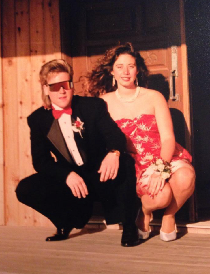 15+ Nostalgic Prom Photos That Made Us Take a Walk Down Memory Lane