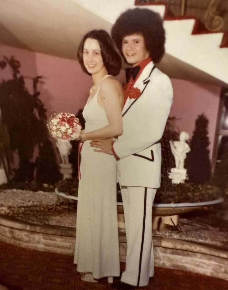 15+ Nostalgic Prom Photos That Made Us Take a Walk Down Memory Lane